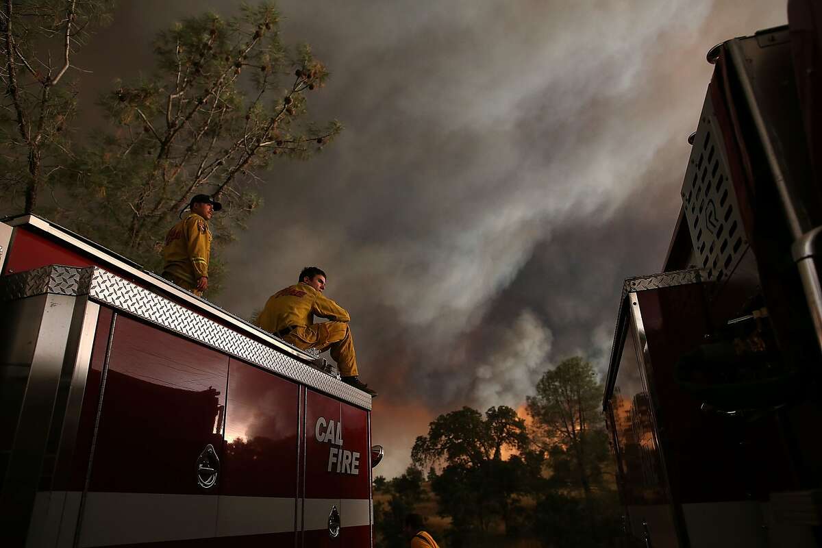 Lake County fire leaps firefighters’ line at Highway 20