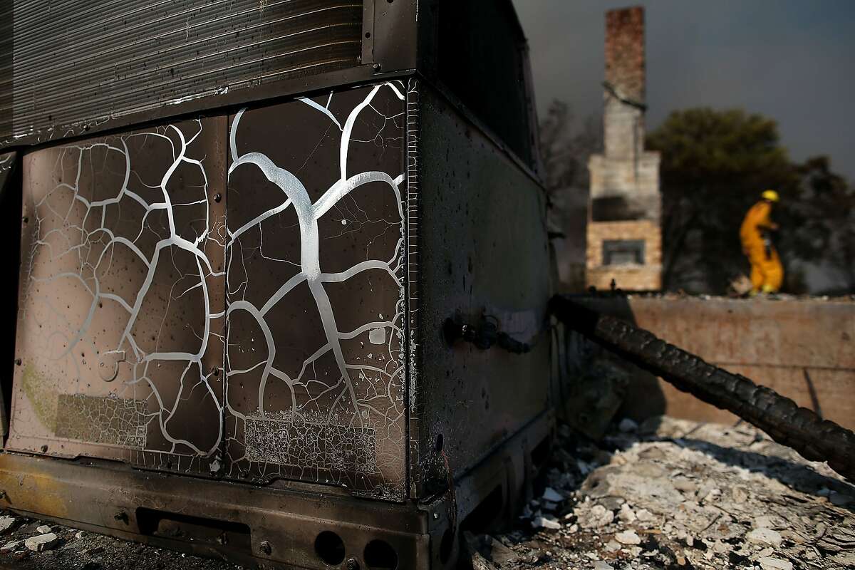 Lake County fire leaps firefighters’ line at Highway 20