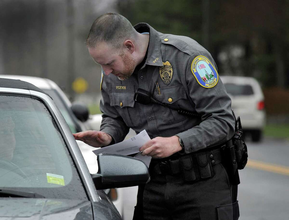 Police departments begin distracted-driving crackdown