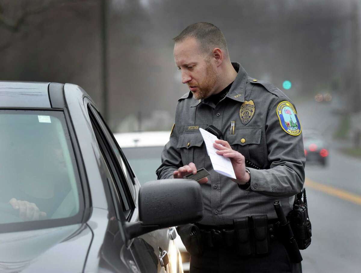 Police departments begin distracted-driving crackdown