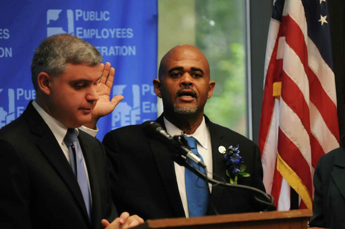Pledging to move forward, a new PEF president is sworn in