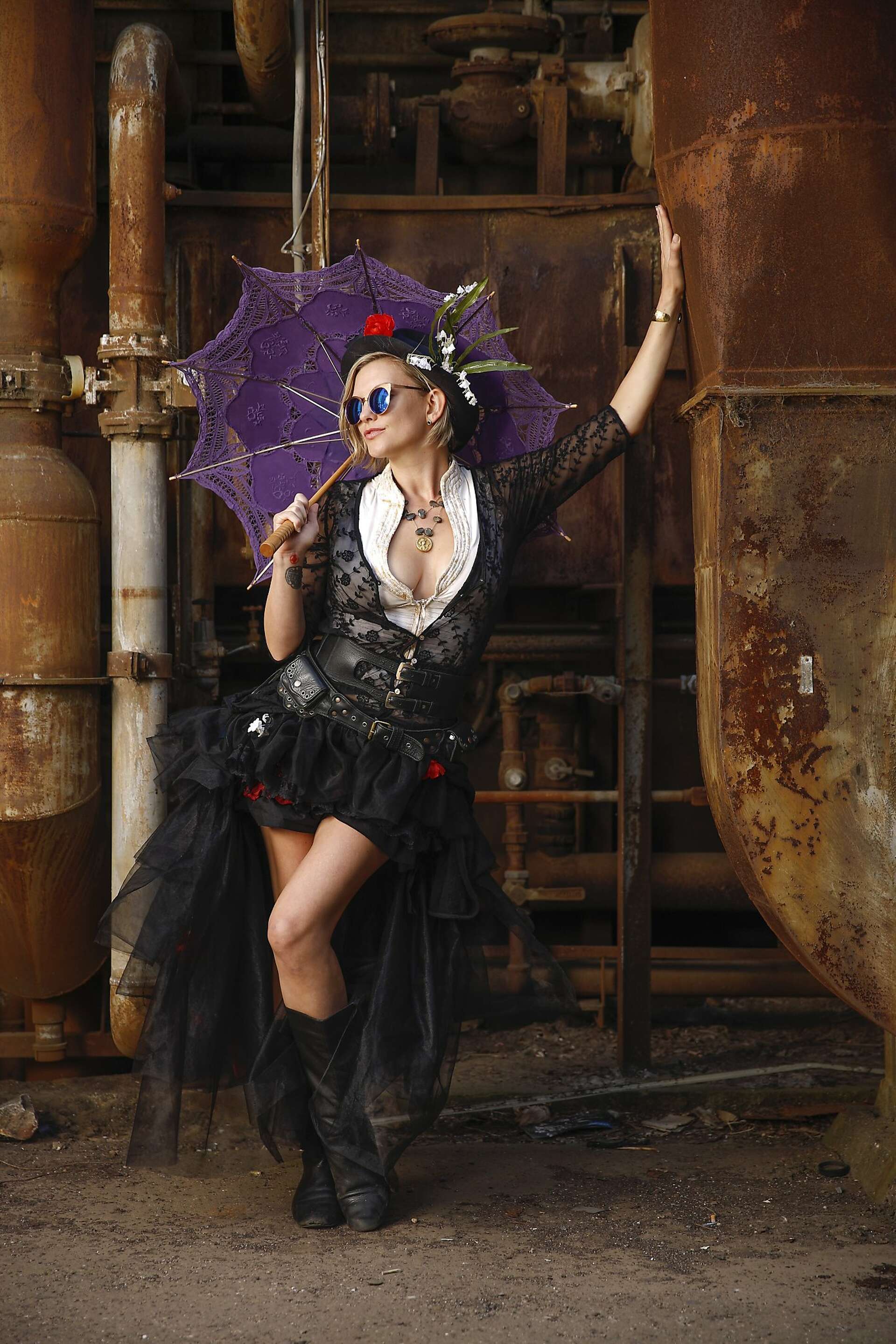 Burners show their flair at one-day fashion fair