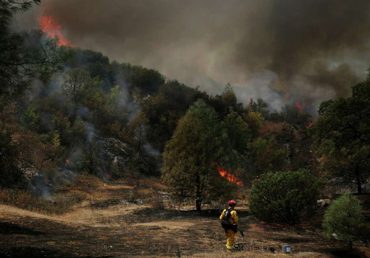 Lake County fire leaps firefighters’ line at Highway 20