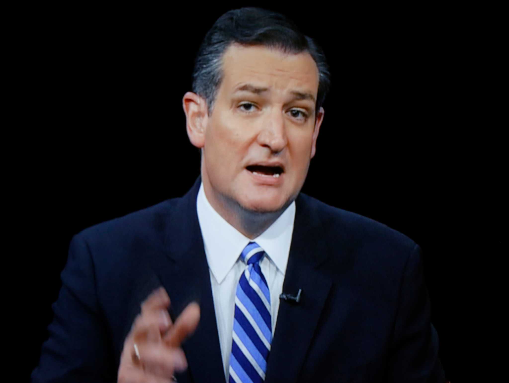 Cruz cooks bacon in unique way