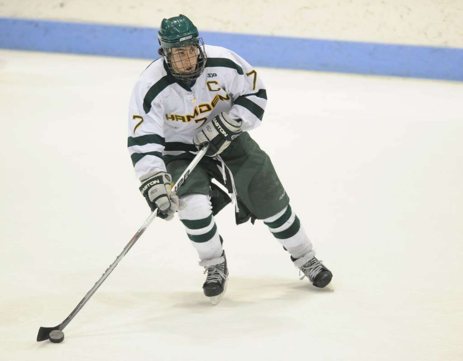 Hamden Ends Darien hockey's Cinderella ride