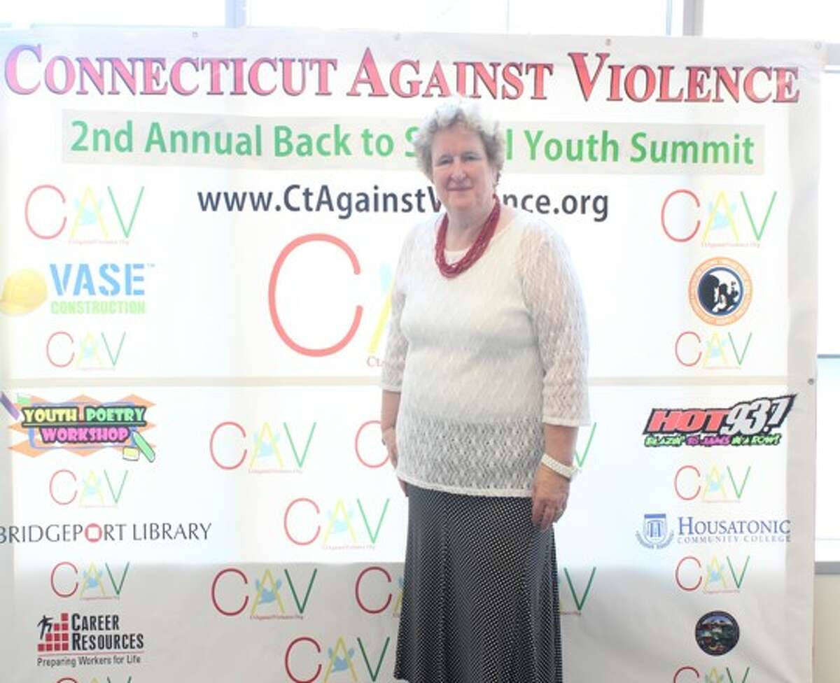 Non-violence summit set in Bridgeport