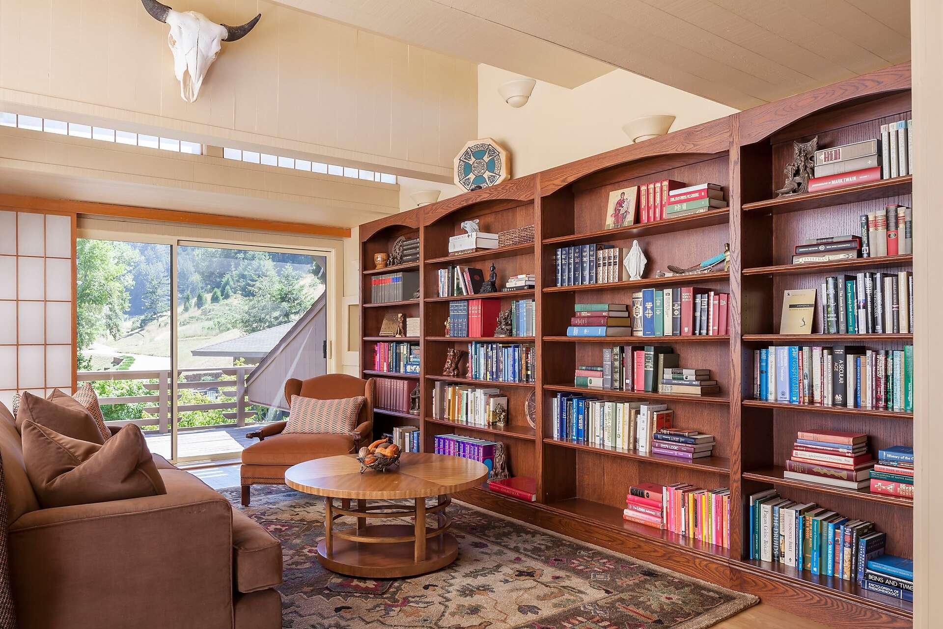 Nicasio home with stable on bucolic grounds