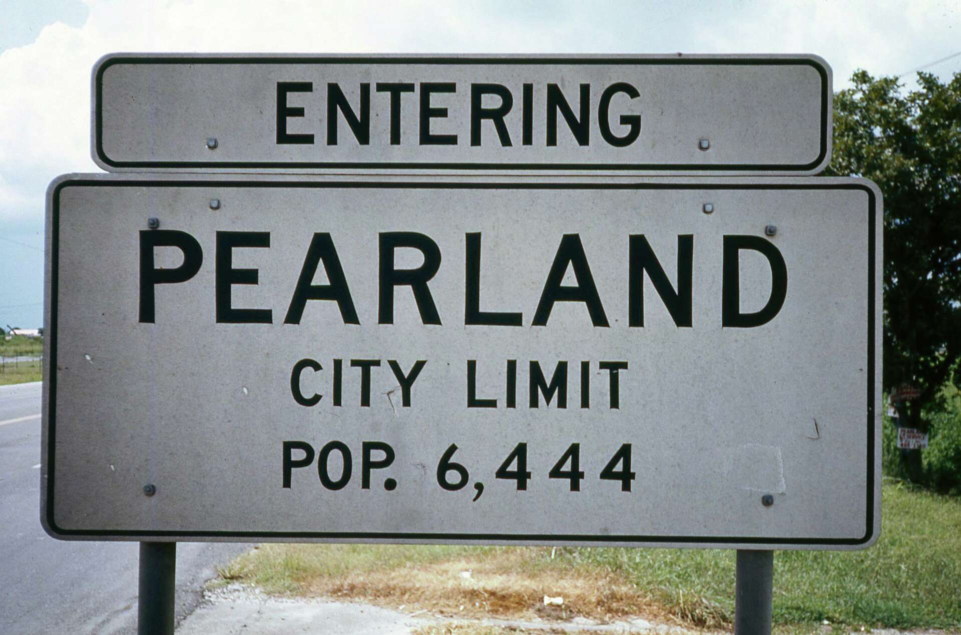 The city of Pearland as seen in Kodachrome photos from 1972