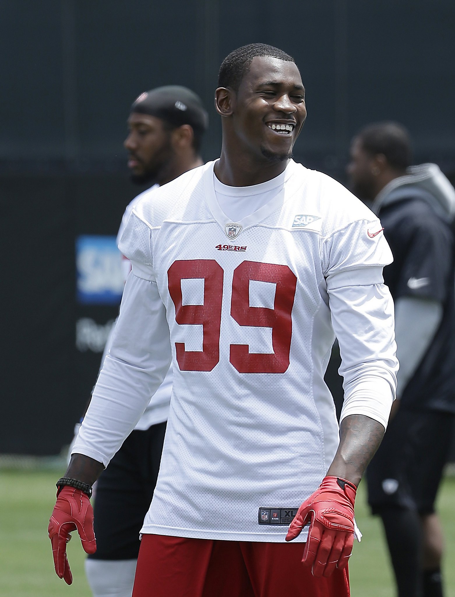 49ers release Aldon Smith after 5th arrest