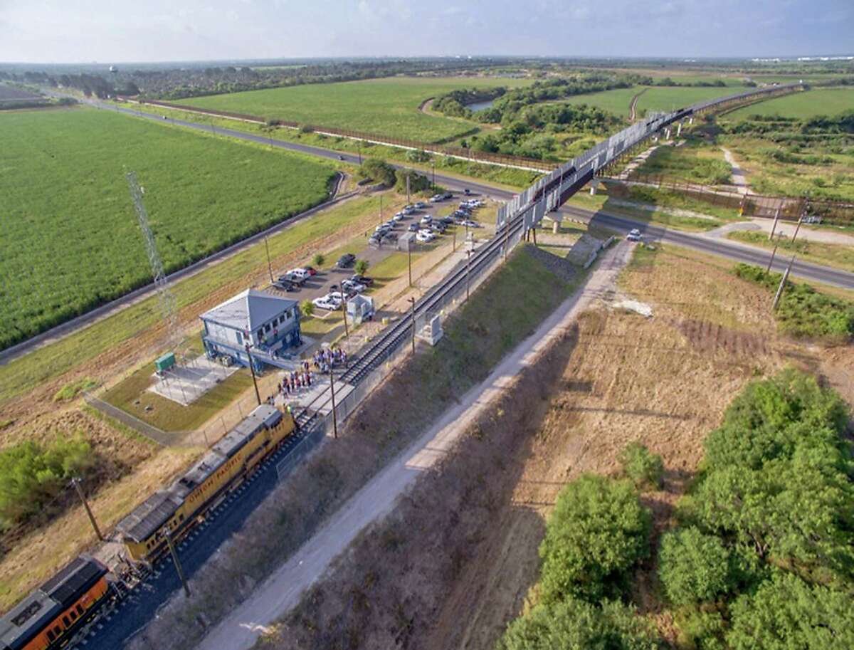 First new U.S.-Mexico rail bridge in more than a century now operational
