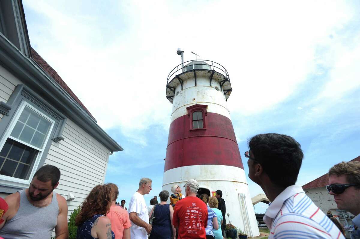 Visitors flock to Stratford lighthouse