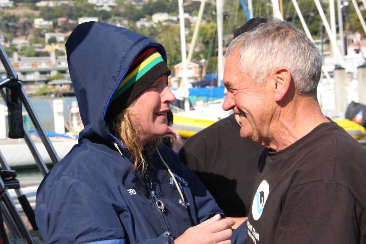 Kim Chambers becomes first woman to swim from Farallones to S.F.