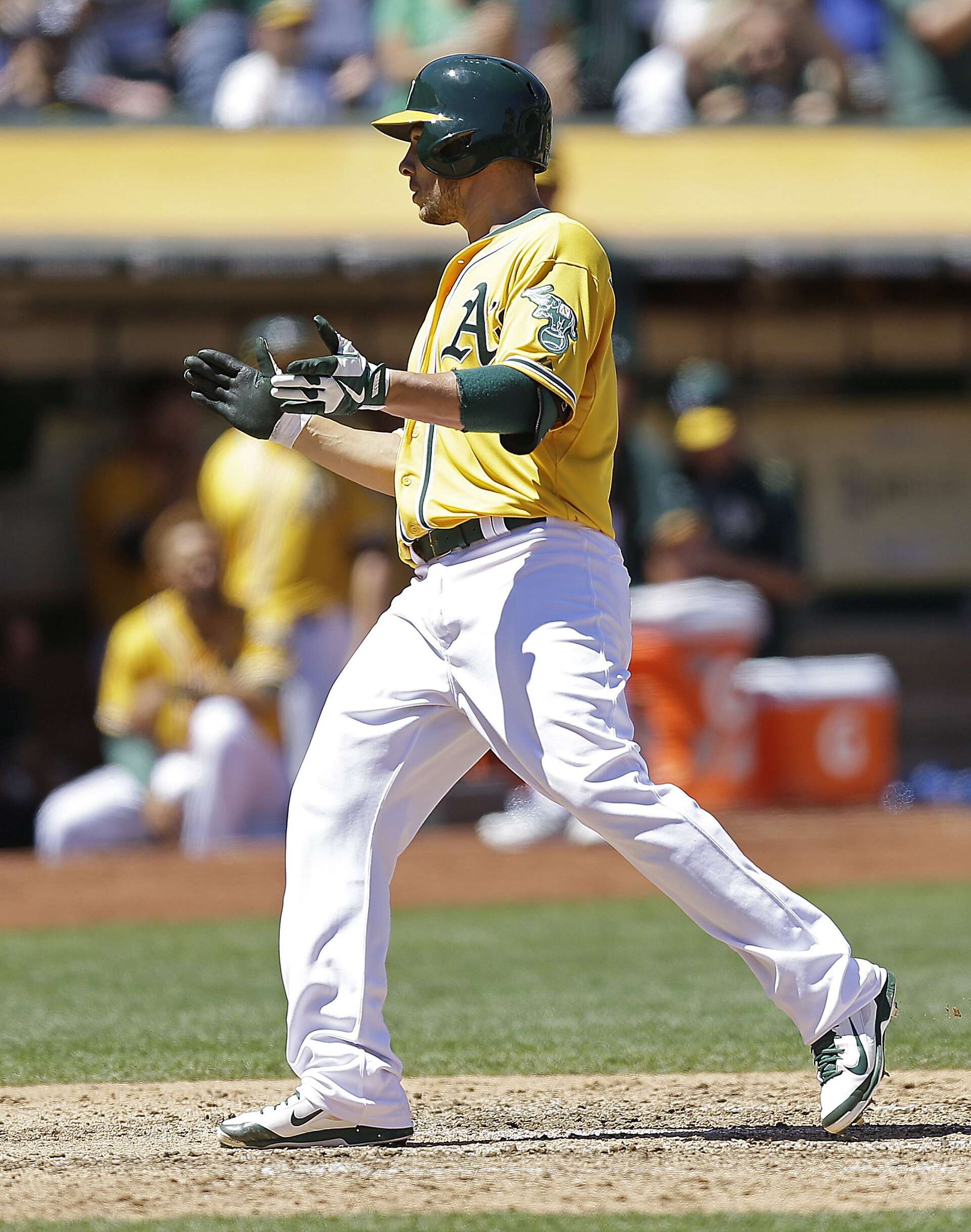 A’s blow lead, then Valencia’s hit caps comeback against Astros