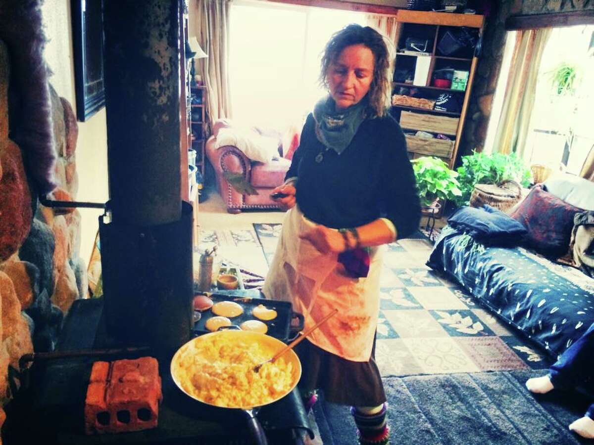 North Texas hippie commune sues over failed SWAT raid