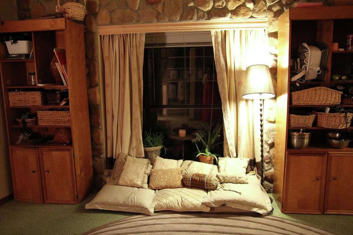 North Texas hippie commune sues over failed SWAT raid