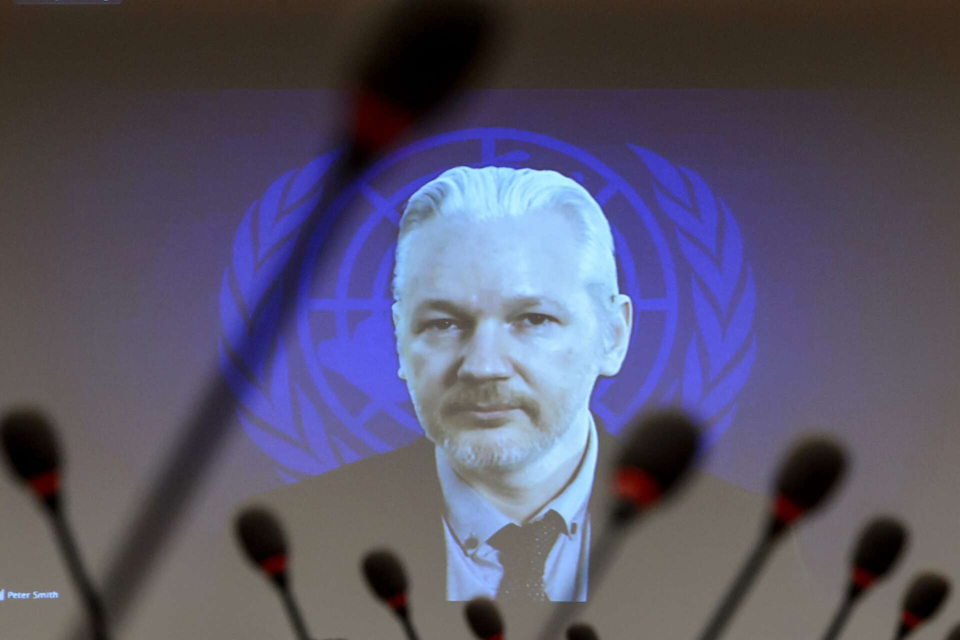 WikiLeaks founder Julian Assange says next leak on Clinton campaign ...