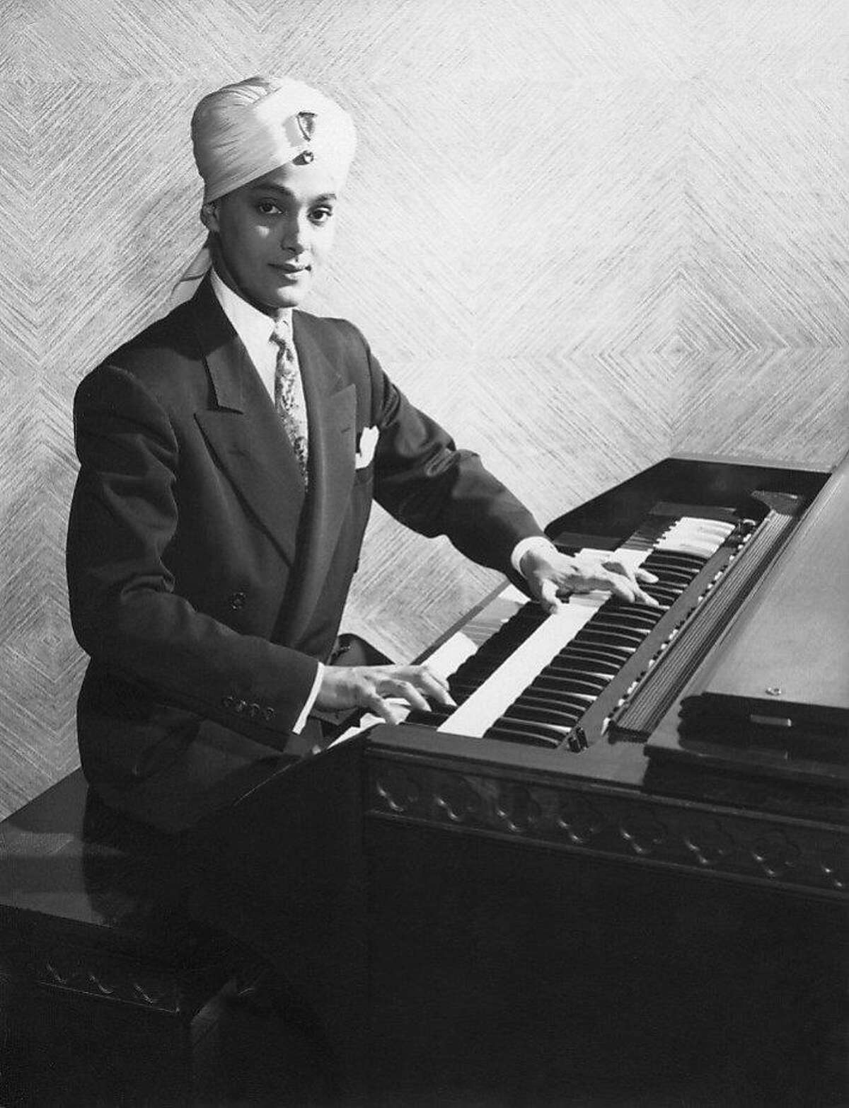 Exotic Korla Pandit hid race under swami persona