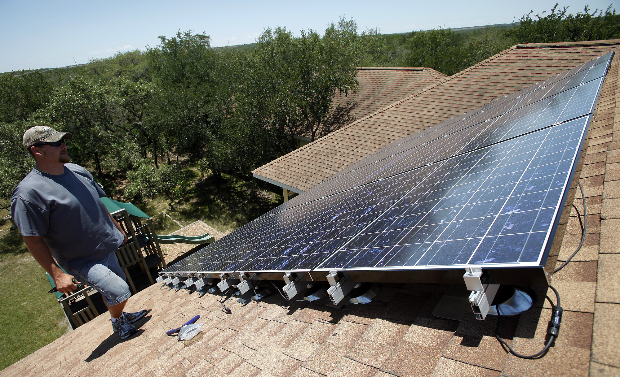 CPS Energy needs a more complete solar incentive package