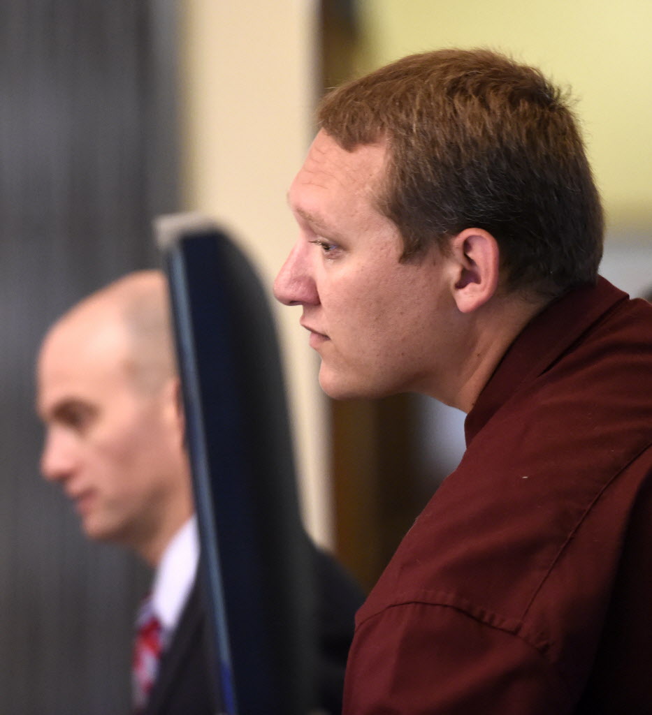 Saratoga Springs police settles with middle-finger motorist