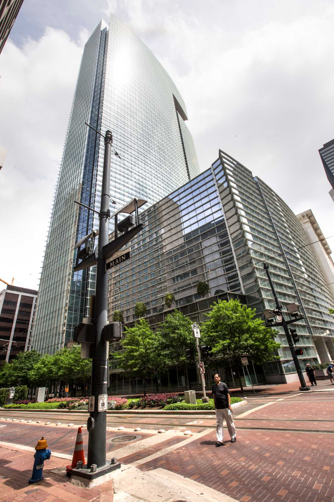 Developer Hines to host giants of architecture