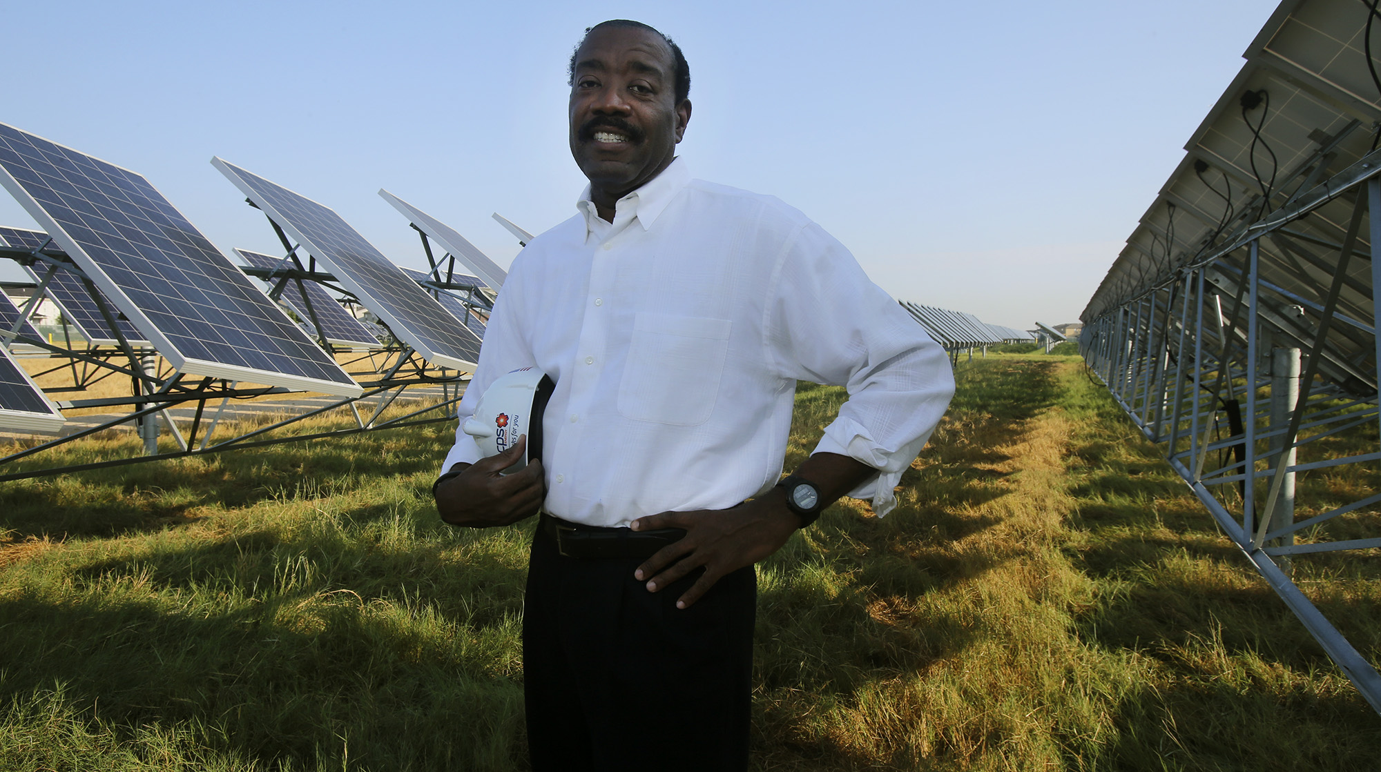 CPS Energy reps in talks with former CEO Doyle Beneby on a return