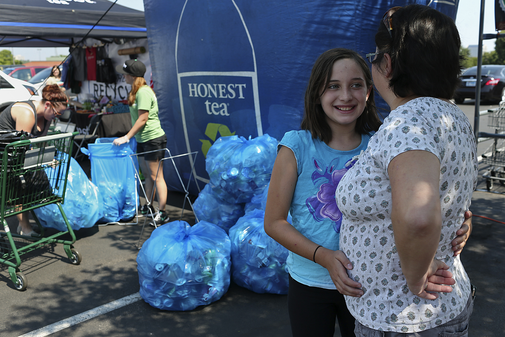 Recycle event brings in thousands of containers