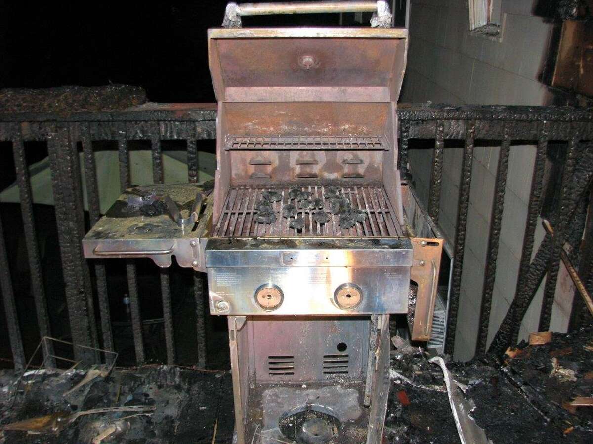 Fast-moving grill fire damages home