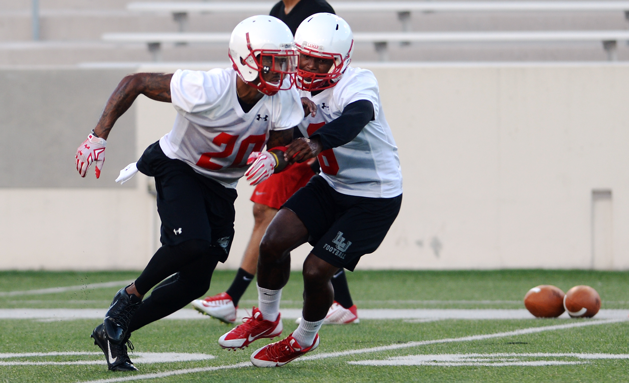 Freshman Rodney Randle is quick to make impression at Lamar
