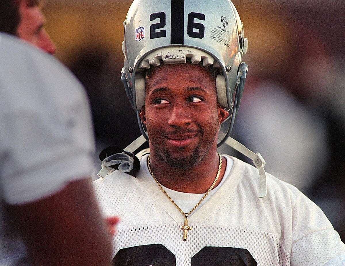 Just grin, baby: Classic Raiders training camp photos, 1960-2015