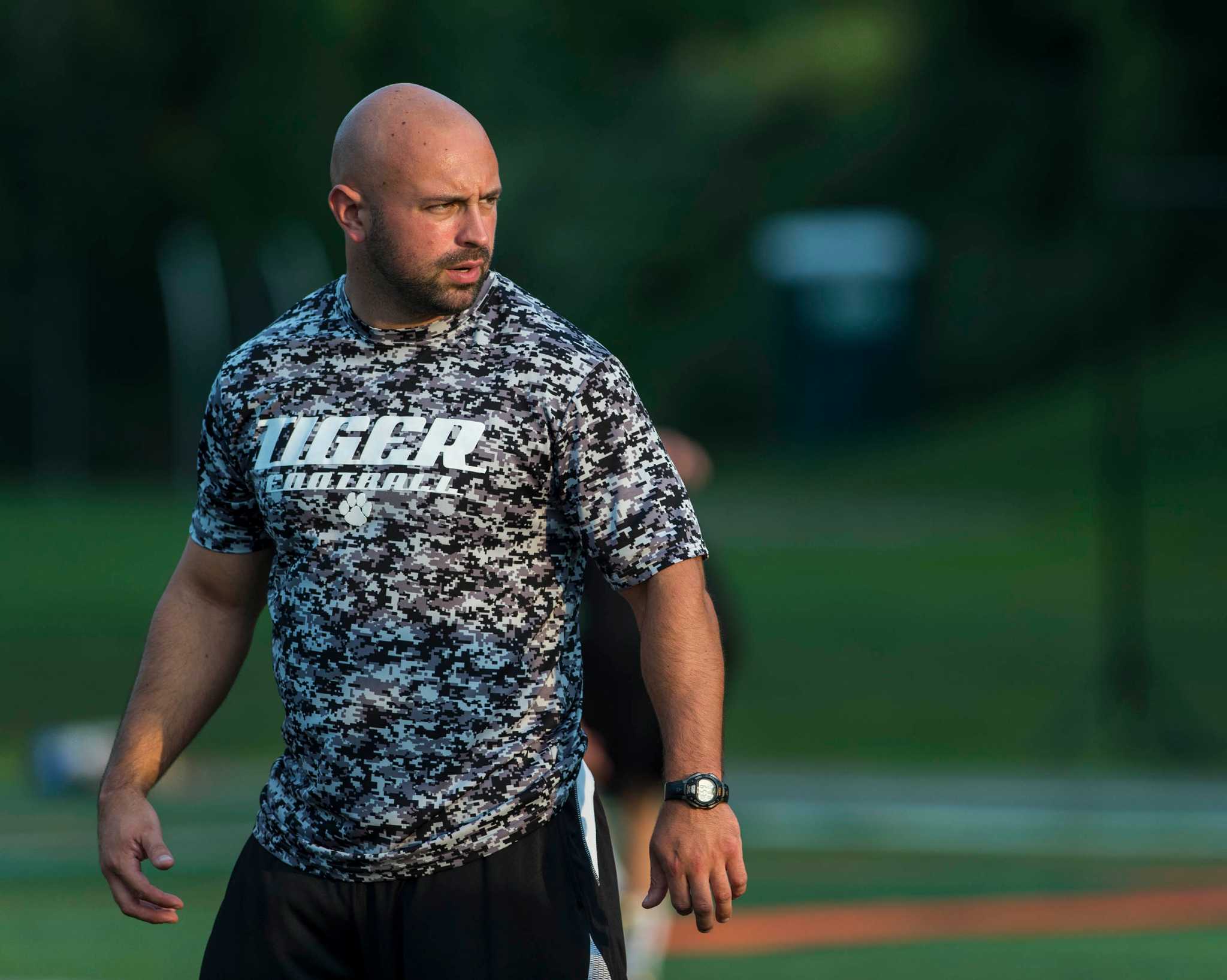 Ridgefield High football team determined to regain its prowess