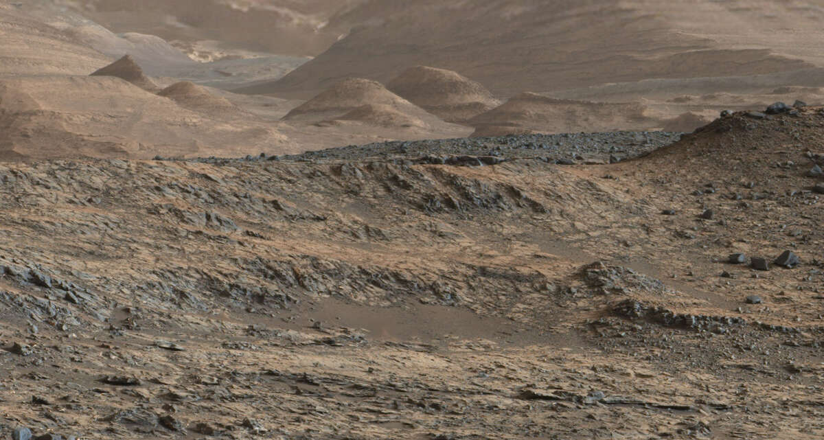 NASA shares massive Martian panorama on anniversary of latest landing