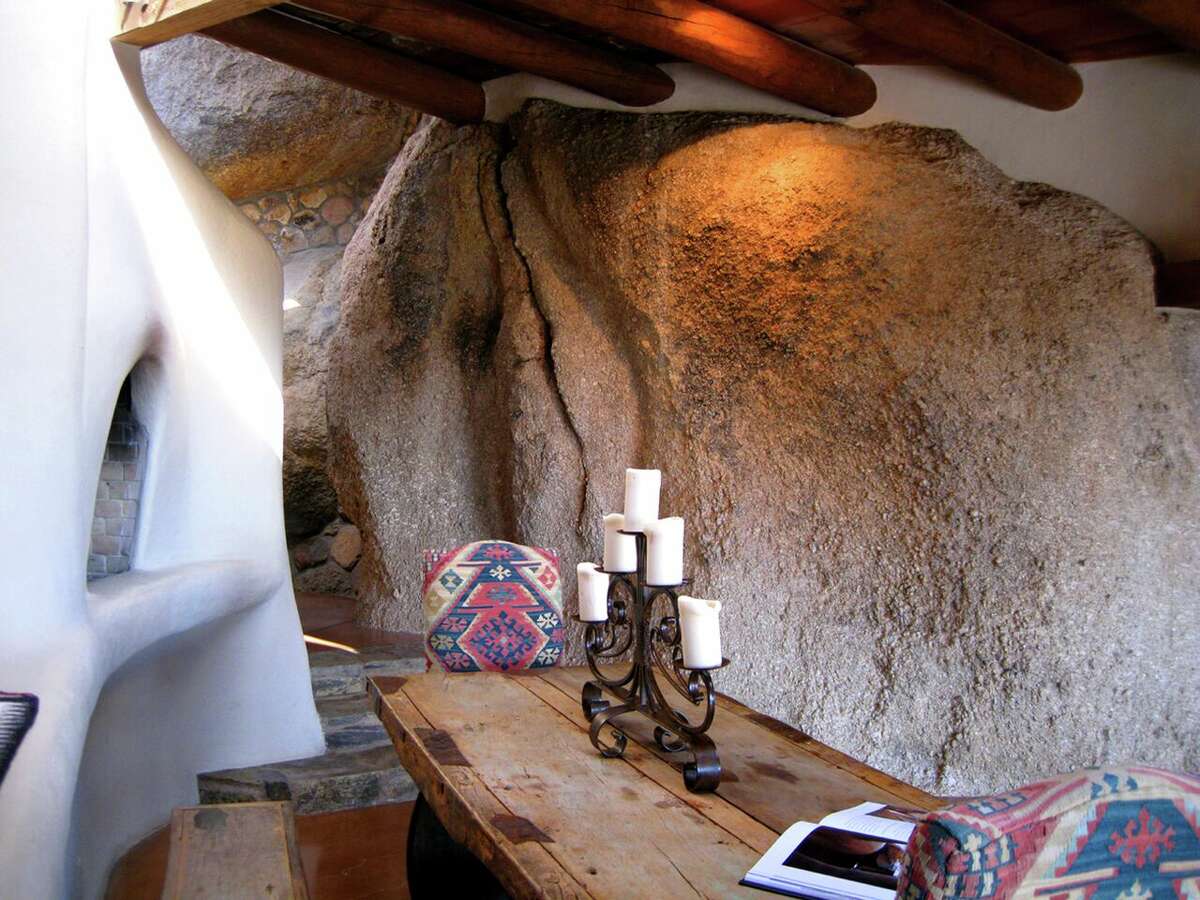 The 'Boulder House' in Arizona is an archaeological wonder