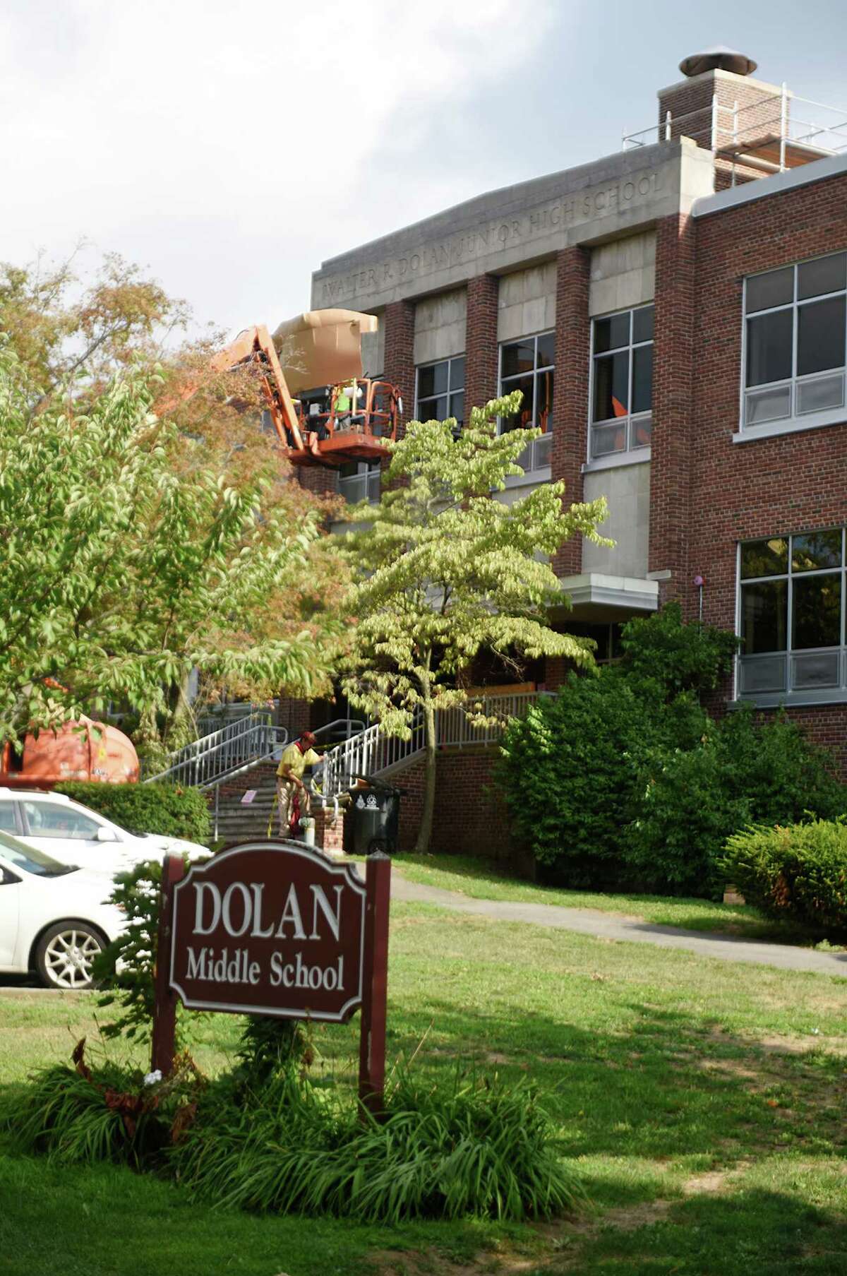 Stamford school custodians: Where’s the ‘we?’