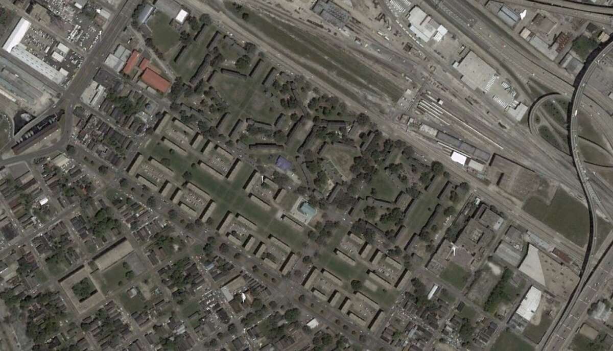 Hurricane Katrina: New Orleans satellite images before and after the ...