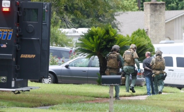 SWAT scene in NW Harris County