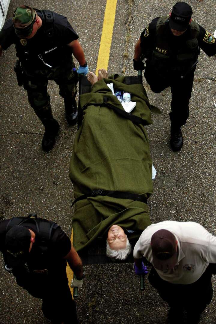 Hurricane Katrina: Sept. 1, 2005 in photos