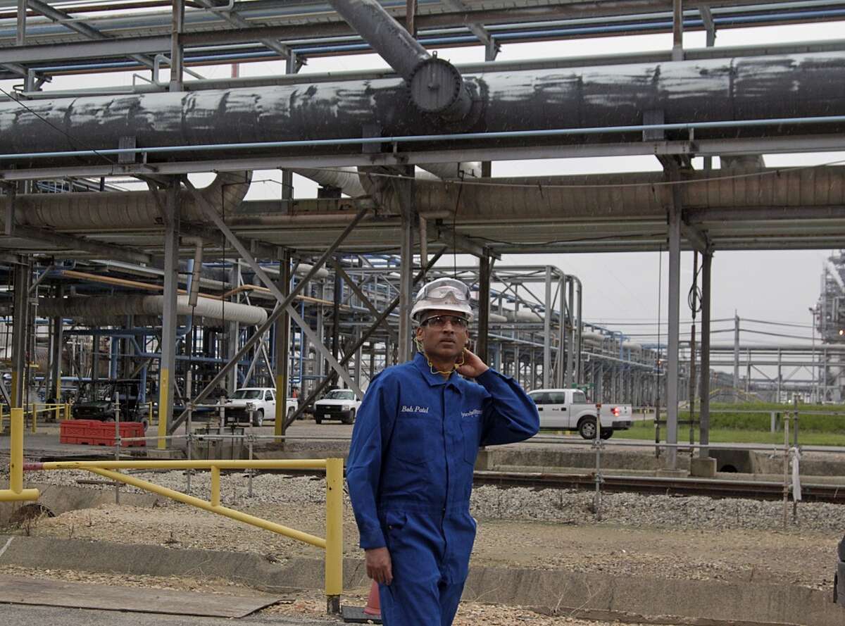 LyondellBasell expands Channelview plant