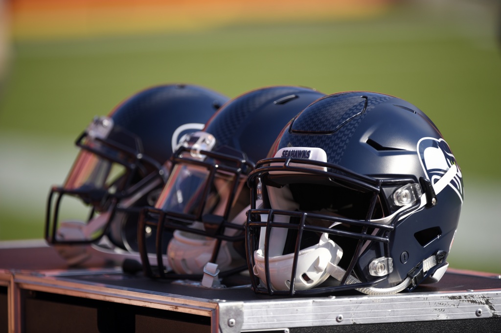Seahawks' front-office staffer is candidate for Jets GM opening, report ...