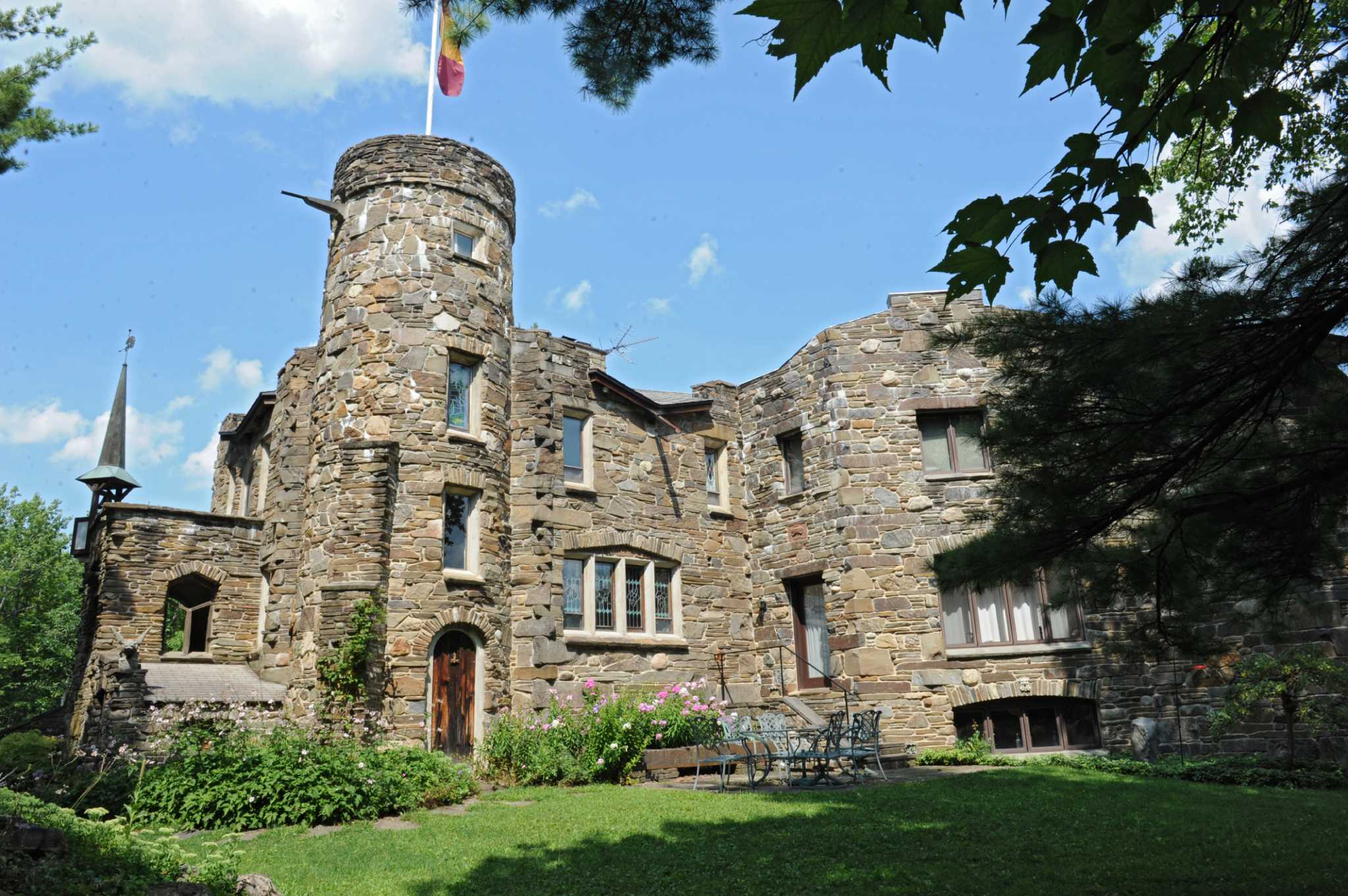 Breitenbach Castle in Altamont opens to weddings