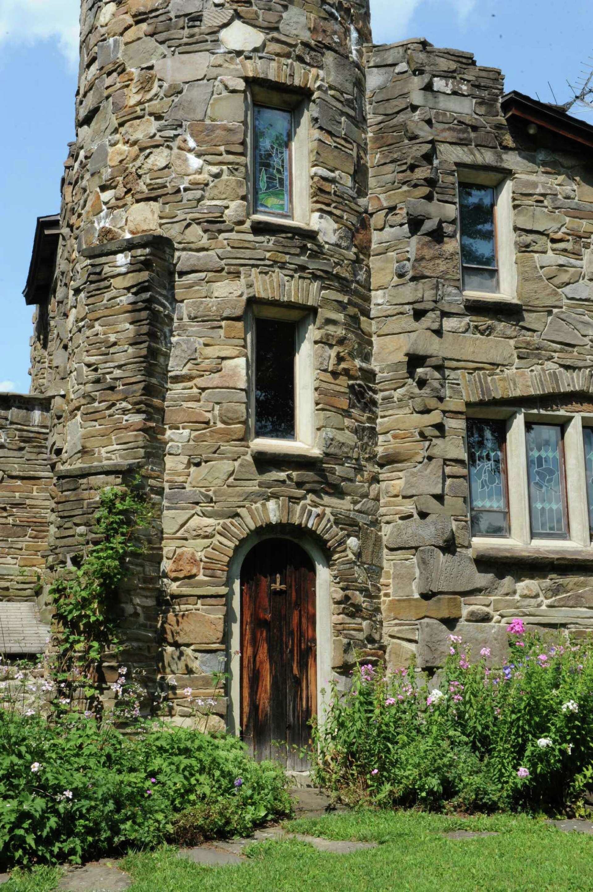 Breitenbach Castle in Altamont opens to weddings