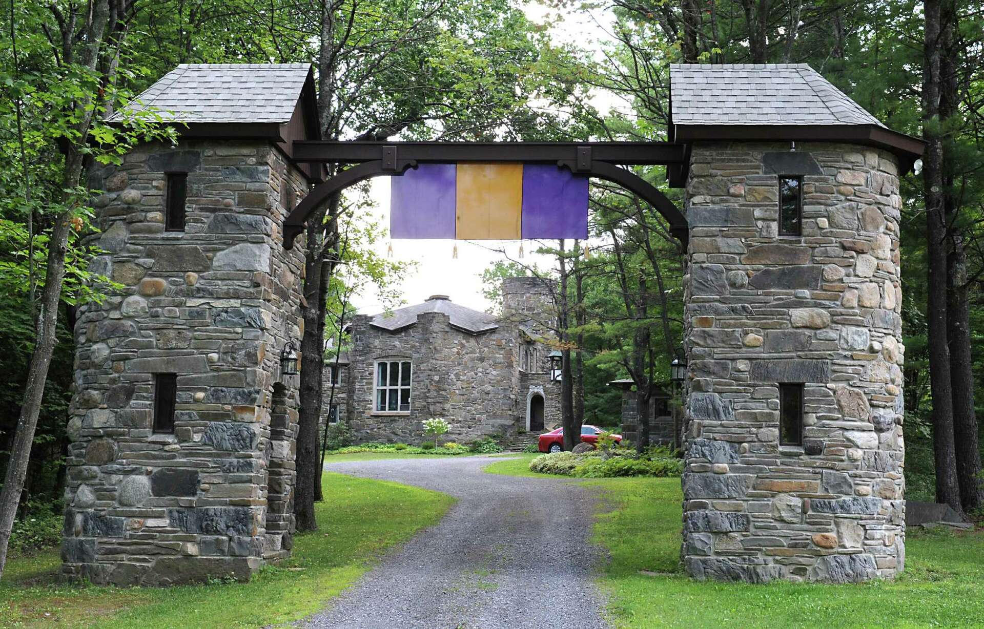 Breitenbach Castle in Altamont opens to weddings