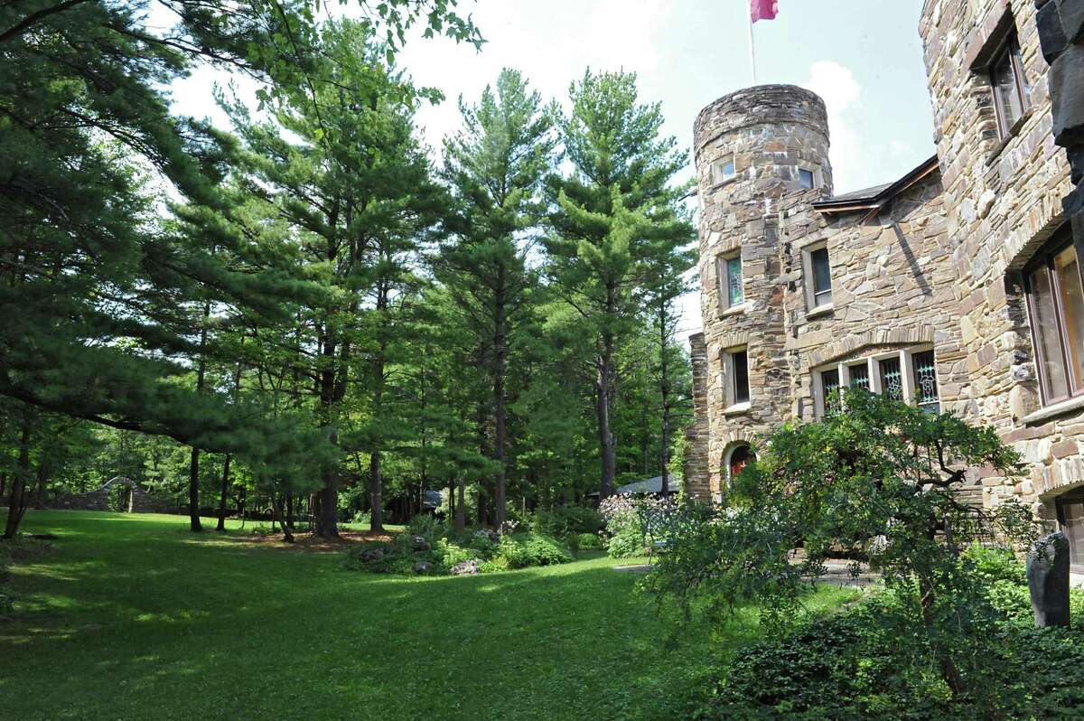 Breitenbach Castle in Altamont opens to weddings