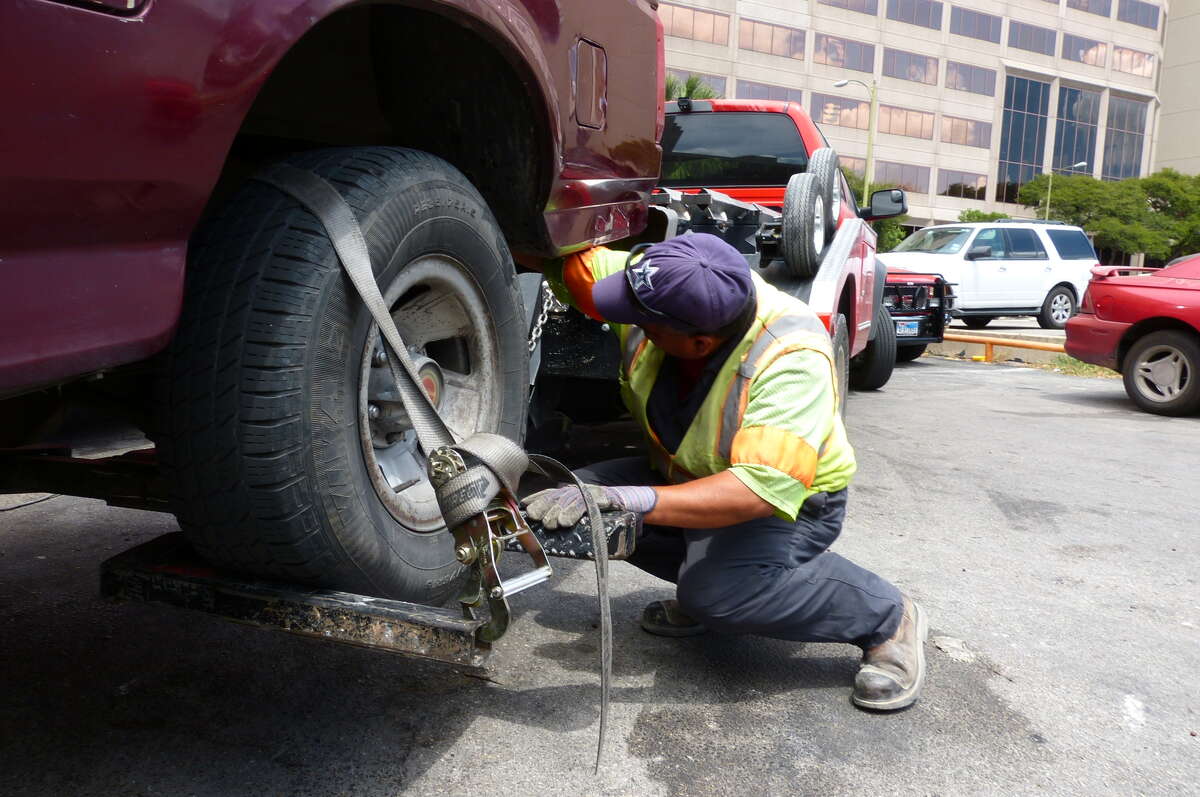 Houston's illegal towing hotspots