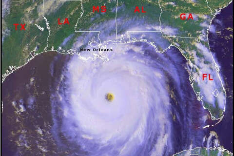 16 maps and charts that show Hurricane Katrina's deadly impact
