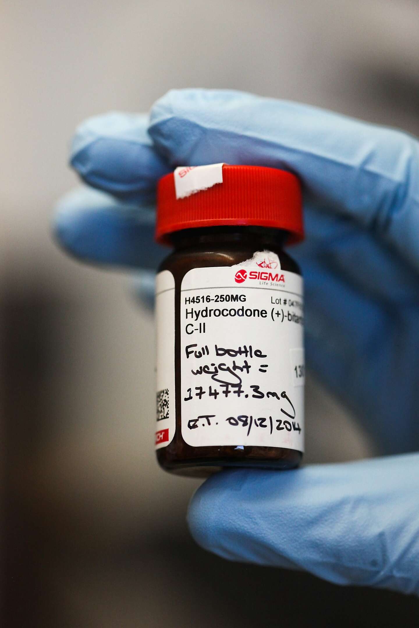 Stanford scientists raise hope, concern with synthetic narcotics