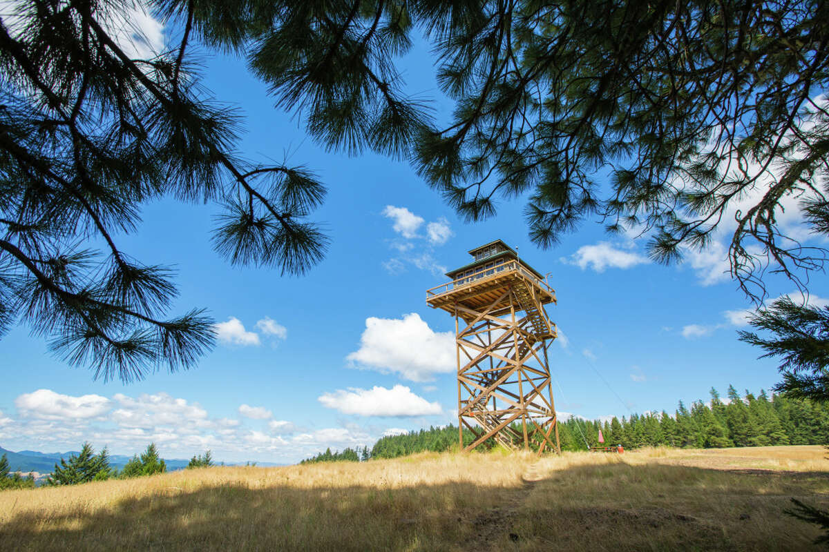 8 gorgeous fire lookouts you can rent in Northern California