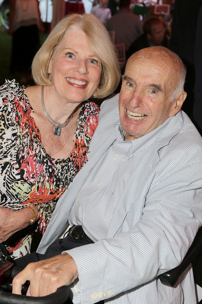 Ed Lewi, public relations legend, dies at 81