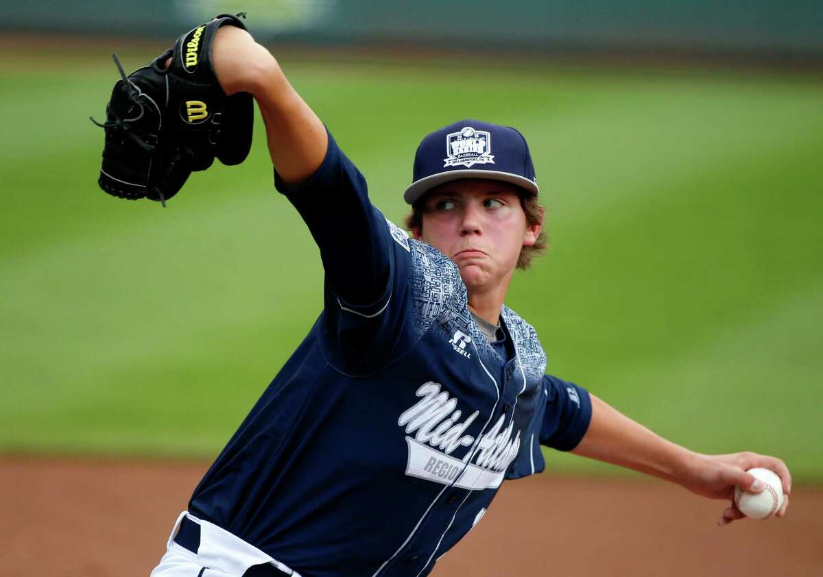 Pearland fans stand strong despite loss