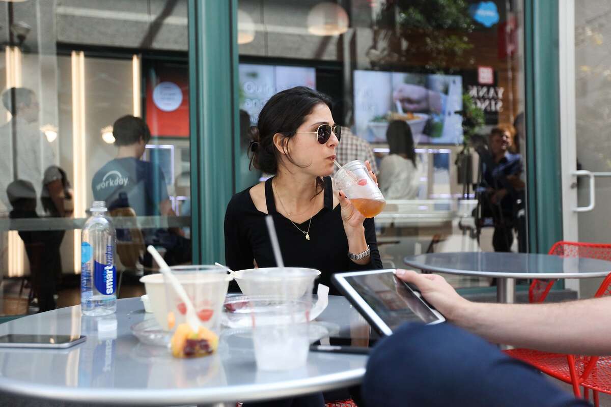 Crowds flock to new S.F. tech-friendly fast-food joint Eatsa