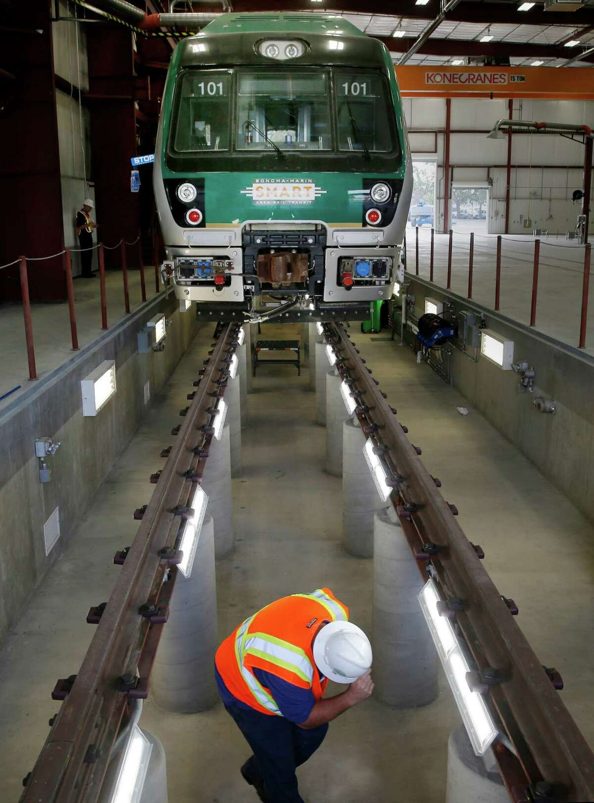 SMART trains en route to North Bay; line to open in 2016